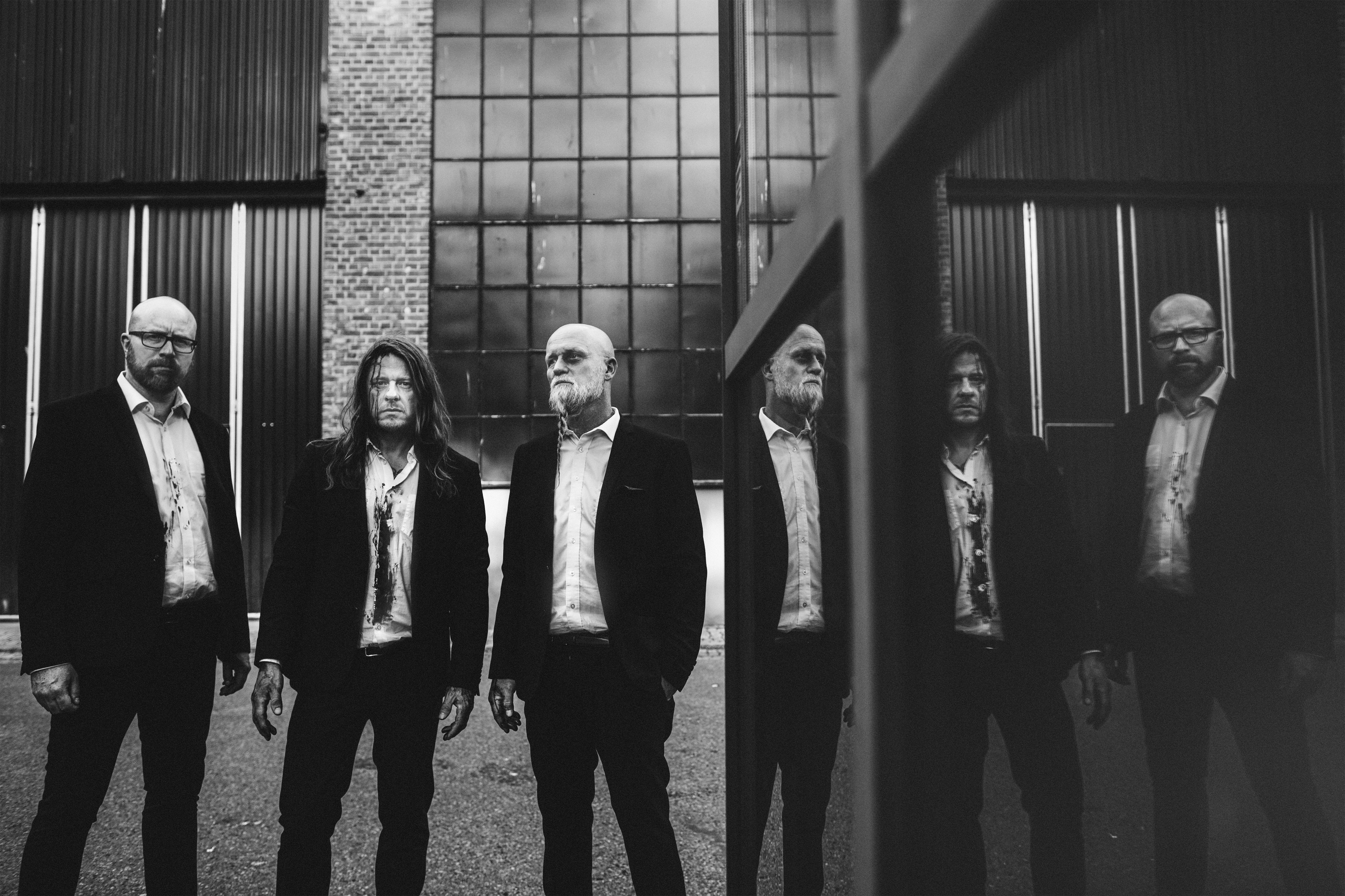 After 7 years, El Caco is back with new album! – Indie Recordings Shop